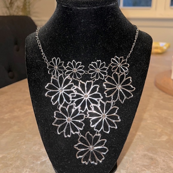 Jewelry | Cascading Flower Necklace | Poshmark